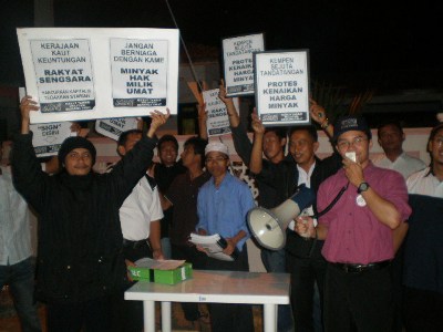 Perjuangan Sejuta Tandatangan di Ampangan, Seremban – Hizbut Tahrir ...